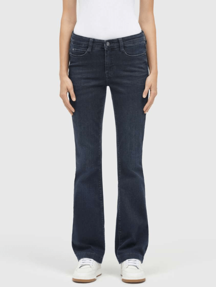 Mac Jeans DREAM BOOT Women's Authentic Jeans In Midnight Blue Wash 542 ...